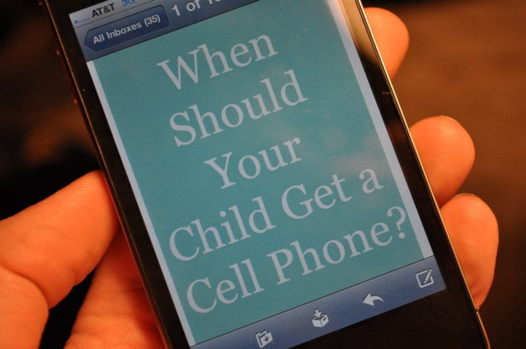 Moms Talk: When Should You Buy Your Child a Cell Phone? | Waukesha, WI ...
