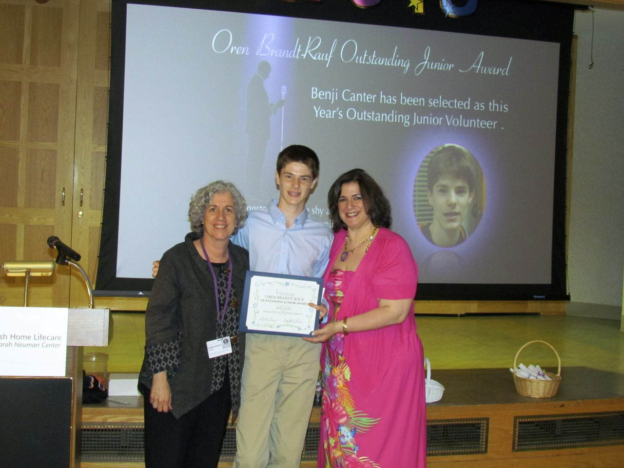 Sarah Neuman Center Celebrates their Volunteers | Larchmont, NY Patch