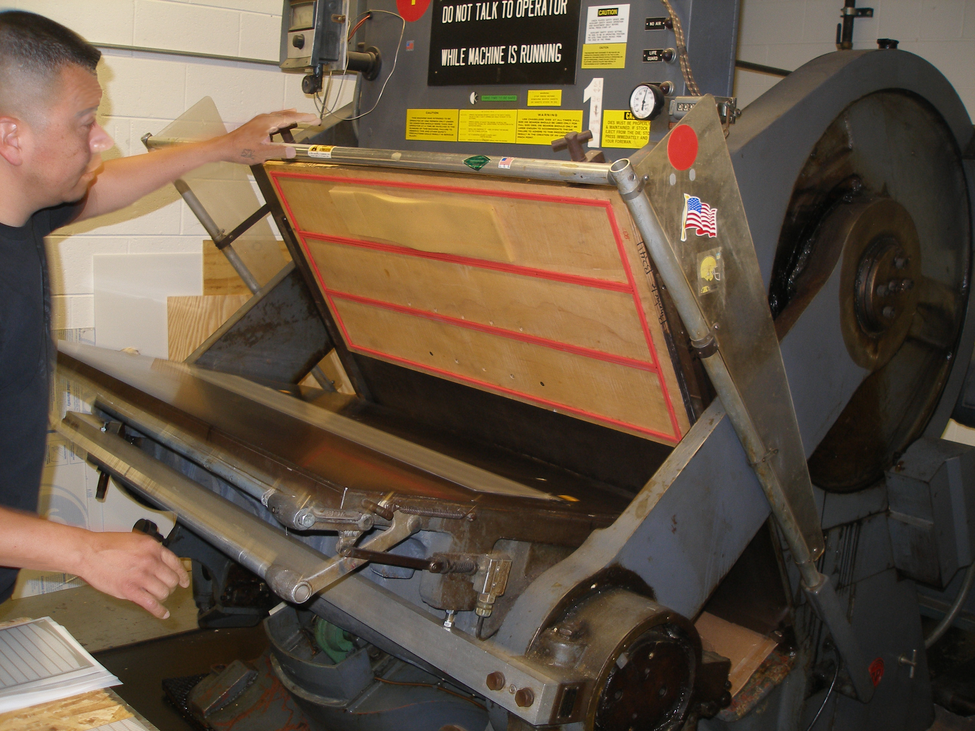Steel Rule Die Cutting at Wisconsin Screen Process, Inc. and The Sign ...