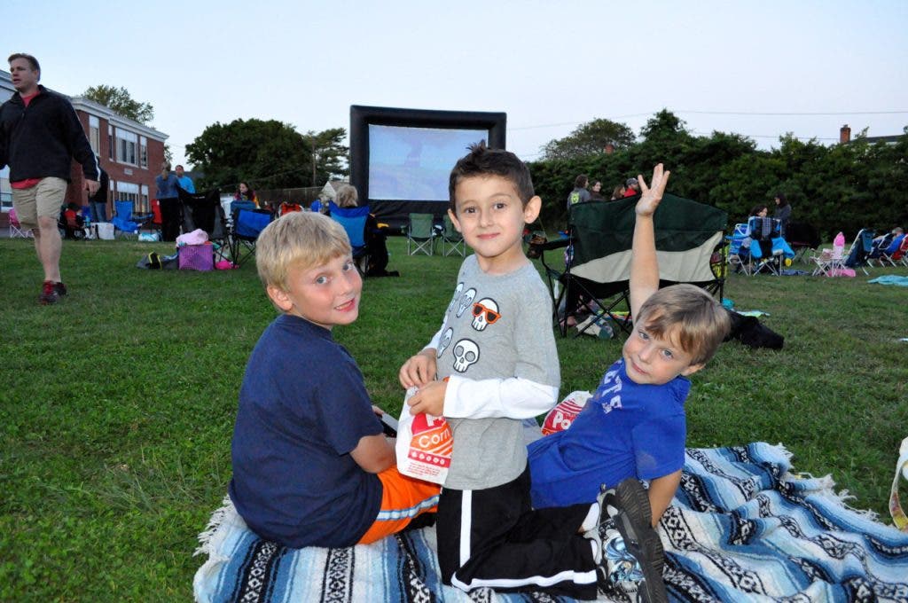 Wantagh Elementary School Holds Cinema Night | Wantagh, NY Patch