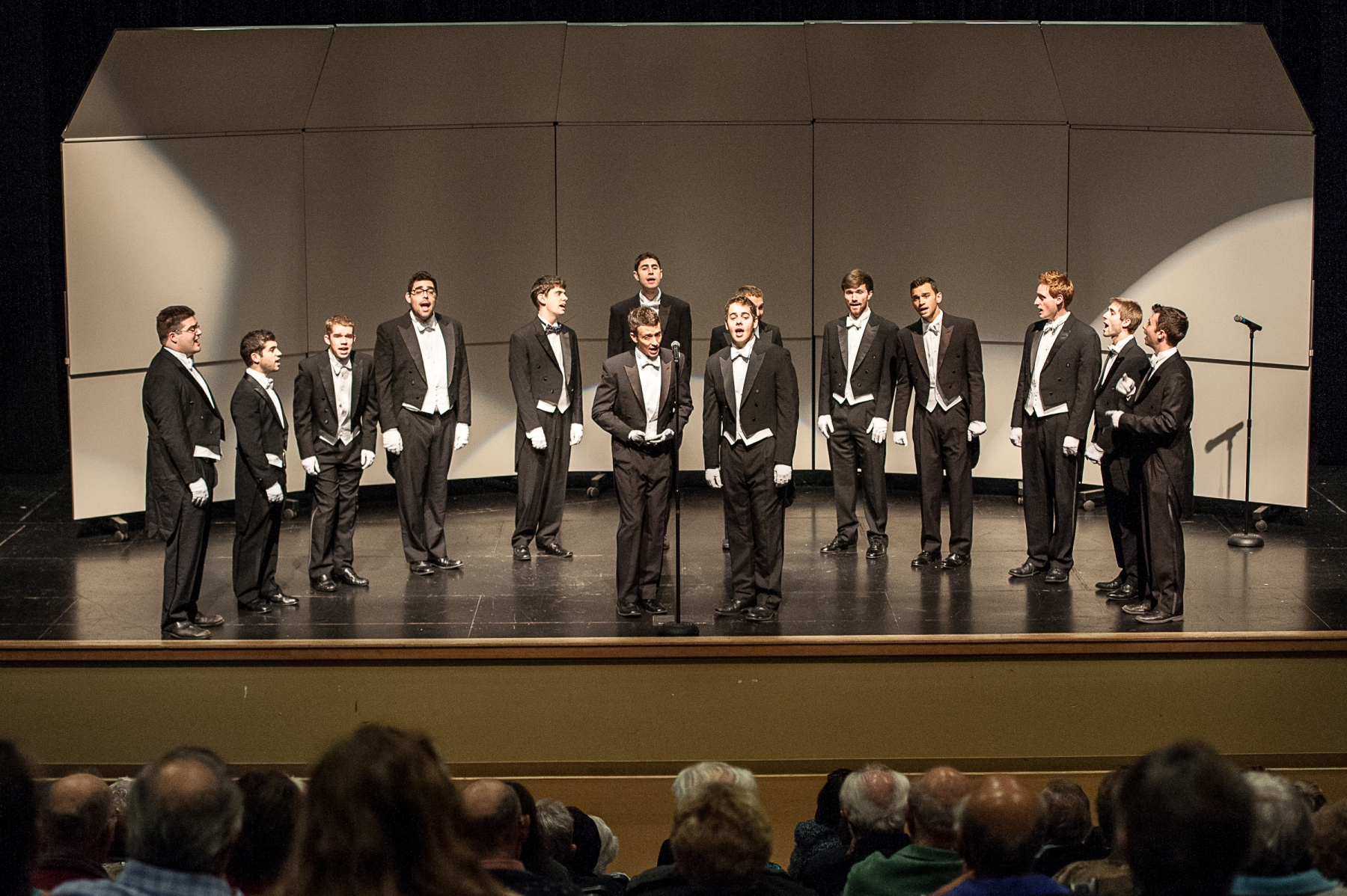 World's Oldest and Best Known Collegiate A Cappella Group Performs at ...