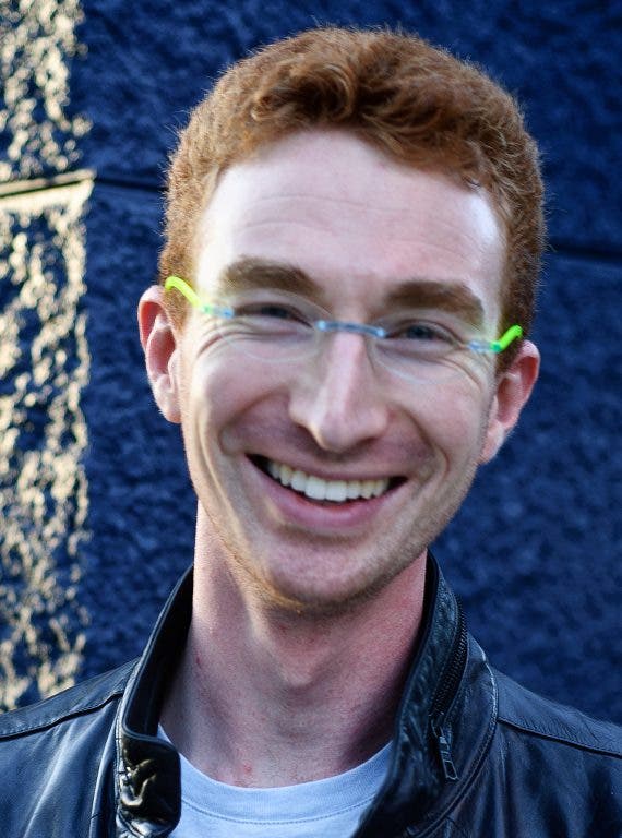 Local Pianist Danny Holt Talks About Jacaranda, Encino, and Mean Angry ...