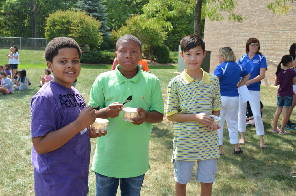WHMS PTO Thanks Metro Market and Pewaukee Walmart | Brookfield, WI Patch
