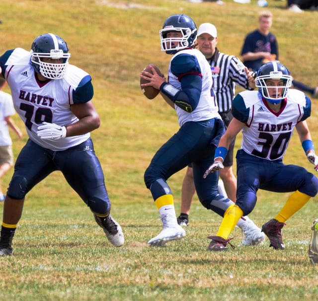 Harvey Football Holds on for Impressive Win Against Dalton | Bedford ...