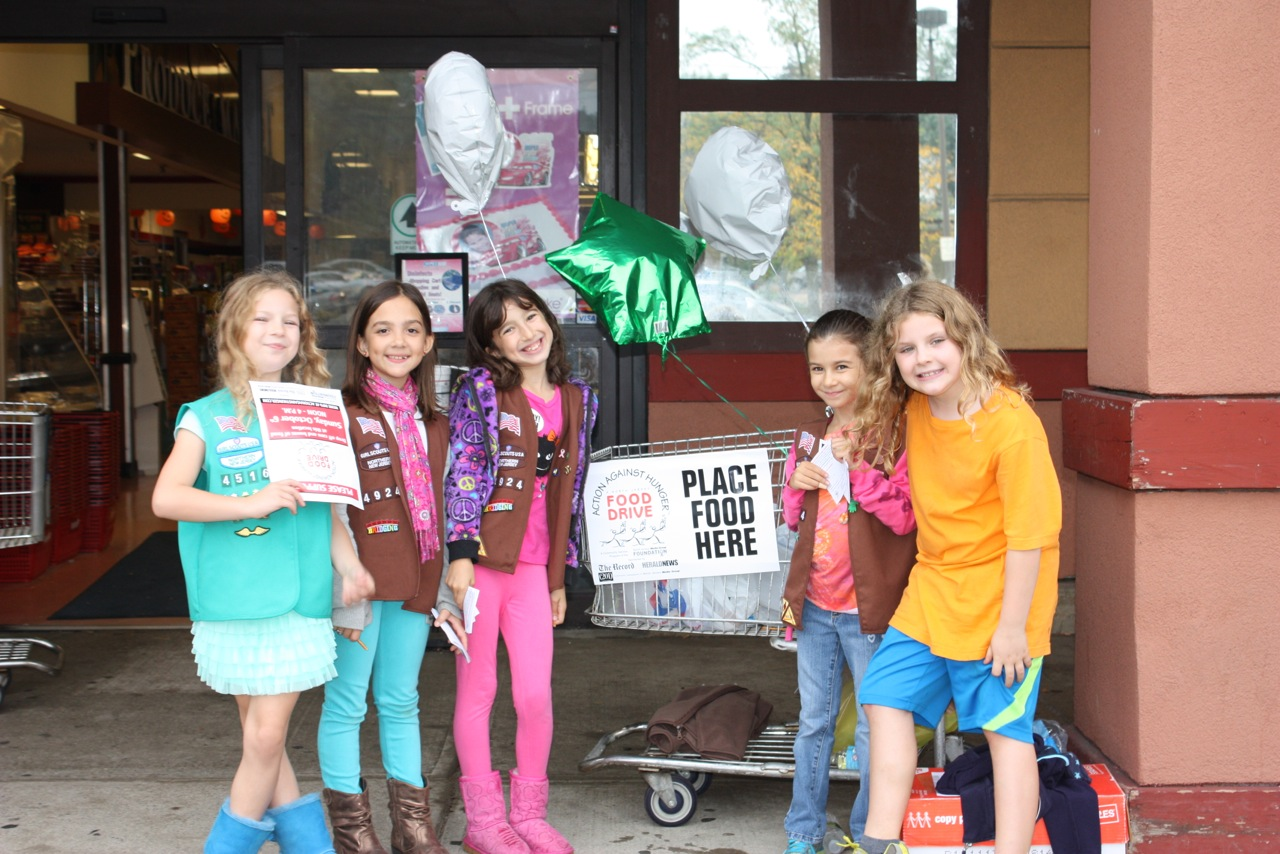 Girl Scouts Assist in Fight Against Hunger | Morristown, NJ Patch