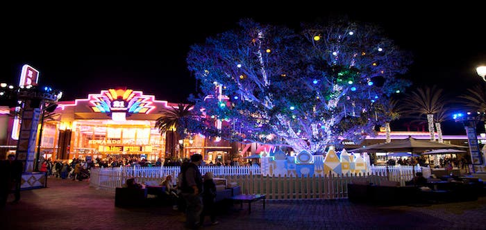 Disney Magical Holiday Lights at Irvine Spectrum Center | Newport Beach ...