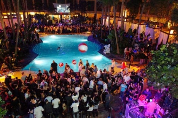 Thanksgiving Eve The Pool After Dark at Harrah's Resort Atlantic City ...