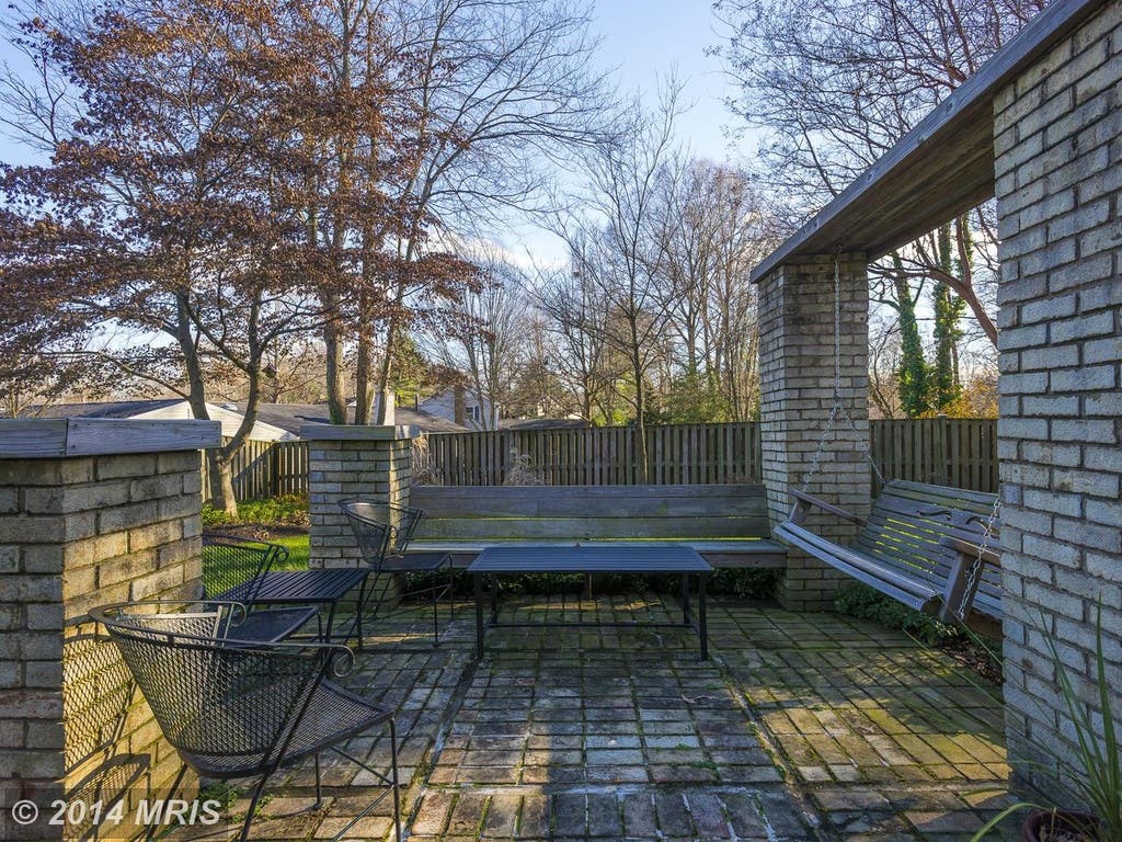 Home Spotlight: $424K Home Offers Skylights, Brick Patio | Crofton, MD ...