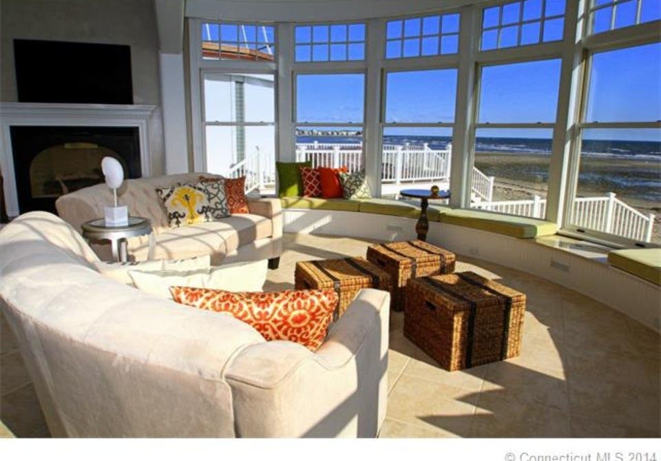 Milford Wow House: 'Gorgeous, Stunning and Amazing' are the Adjectives ...