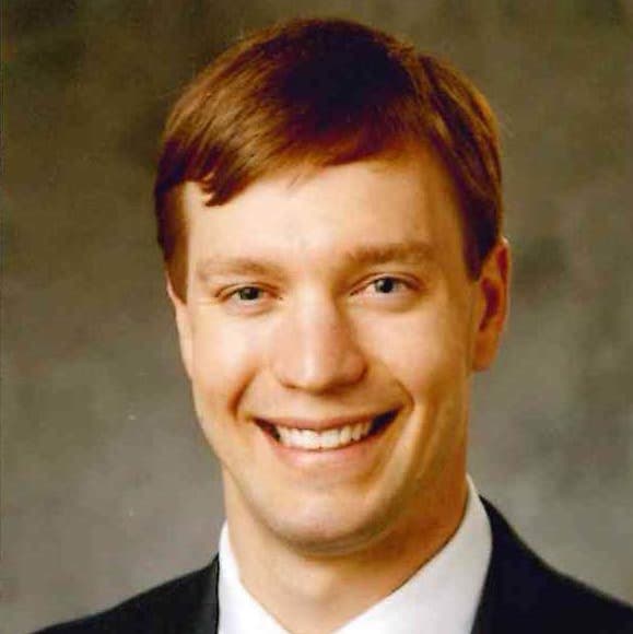 Orthopaedic Surgeon Specializing in Sports Medicine Joins Illinois Bone ...