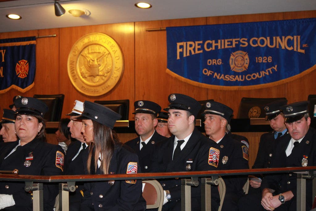 Mineola Fire Department Ex-Captain Receives 2012 Firematic Award ...