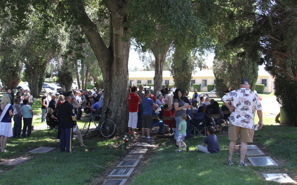 Veterans, Residents Remember Nation's Fallen at Hillside Cemetery in ...