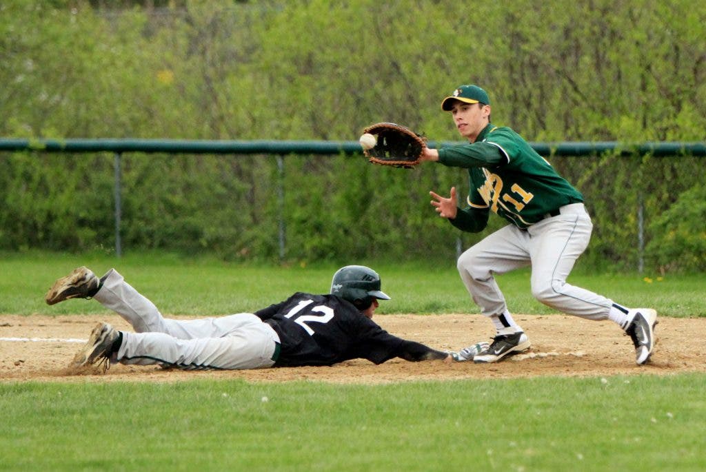 Mansfield Baseball Defeats King Philip 3-2 in Extra Innings | Mansfield ...