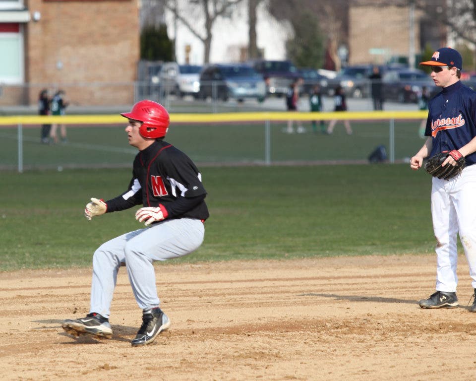 Mineola Baseball Outlasts Manhasset 13-11 | Mineola, NY Patch
