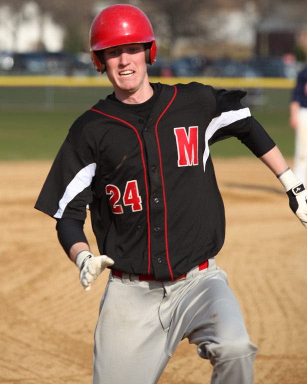 Mineola Baseball Outlasts Manhasset 13-11 | Mineola, NY Patch