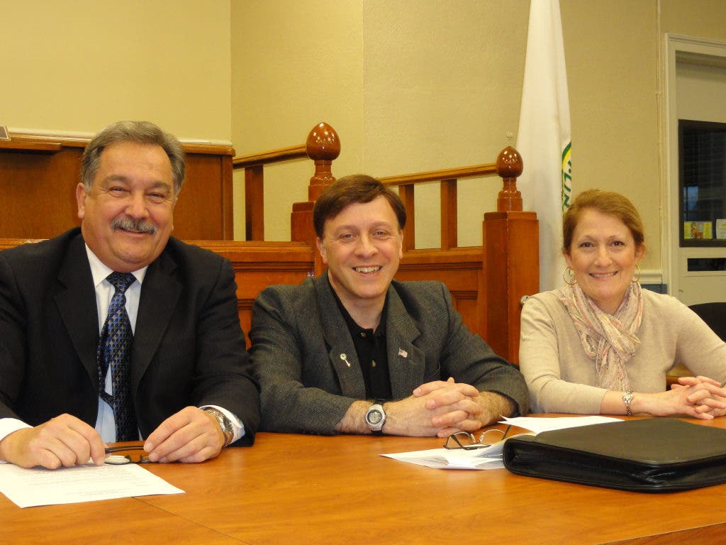 Lindenhurst Mayor Re-Elected | Lindenhurst, NY Patch