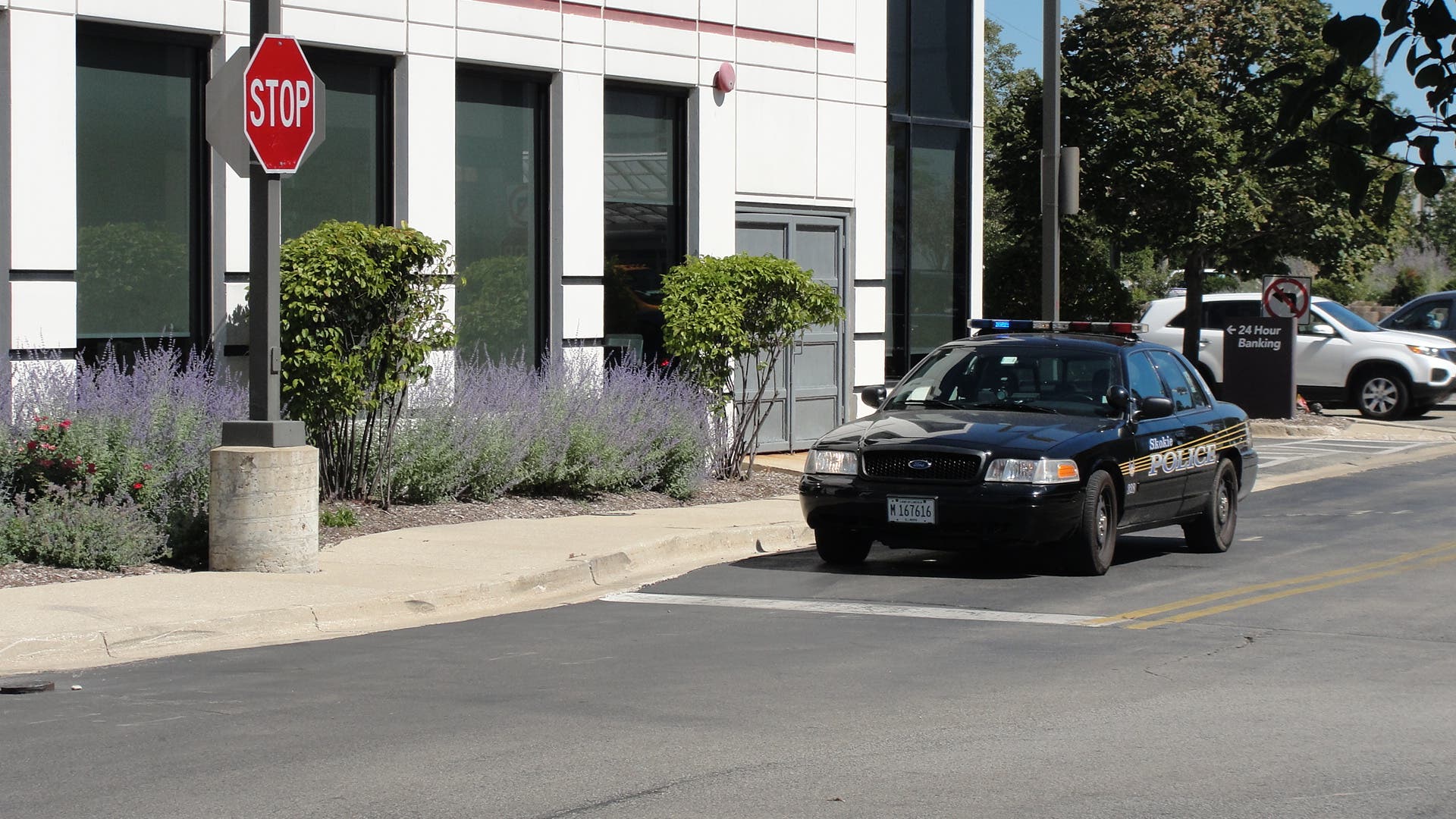 UPDATE: Cole Taylor Bank Robbery | Skokie, IL Patch