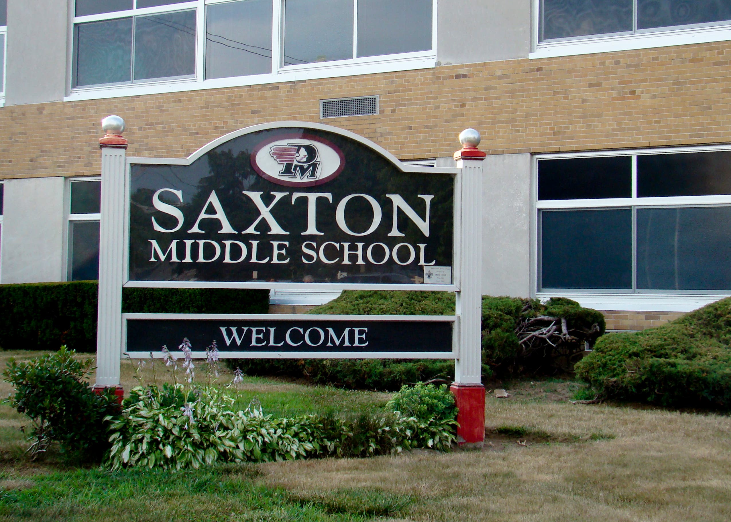 SLIDESHOW: Saxton Middle School 2010 Moving Up Ceremony | Patchogue, NY ...