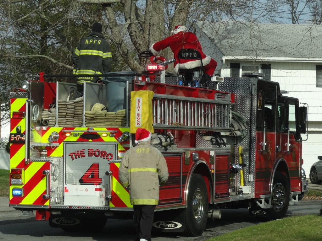 North 'Pole' FD Takes Charitable Ride Through Community | Patchogue, NY ...
