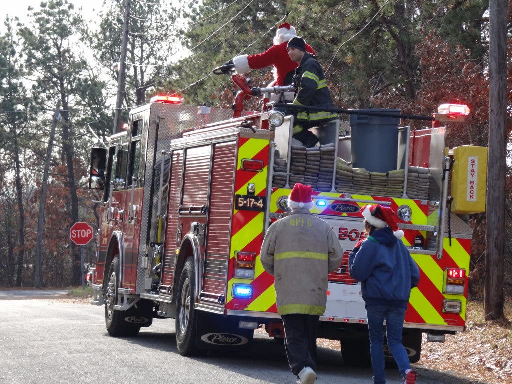 North 'Pole' FD Takes Charitable Ride Through Community | Patchogue, NY ...