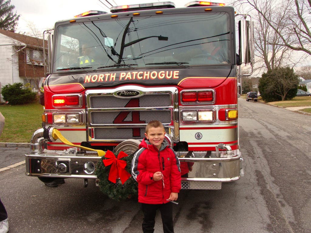 North 'Pole' FD Takes Charitable Ride Through Community | Patchogue, NY ...