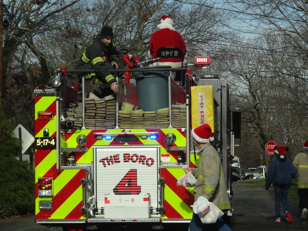 North 'Pole' FD Takes Charitable Ride Through Community | Patchogue, NY ...