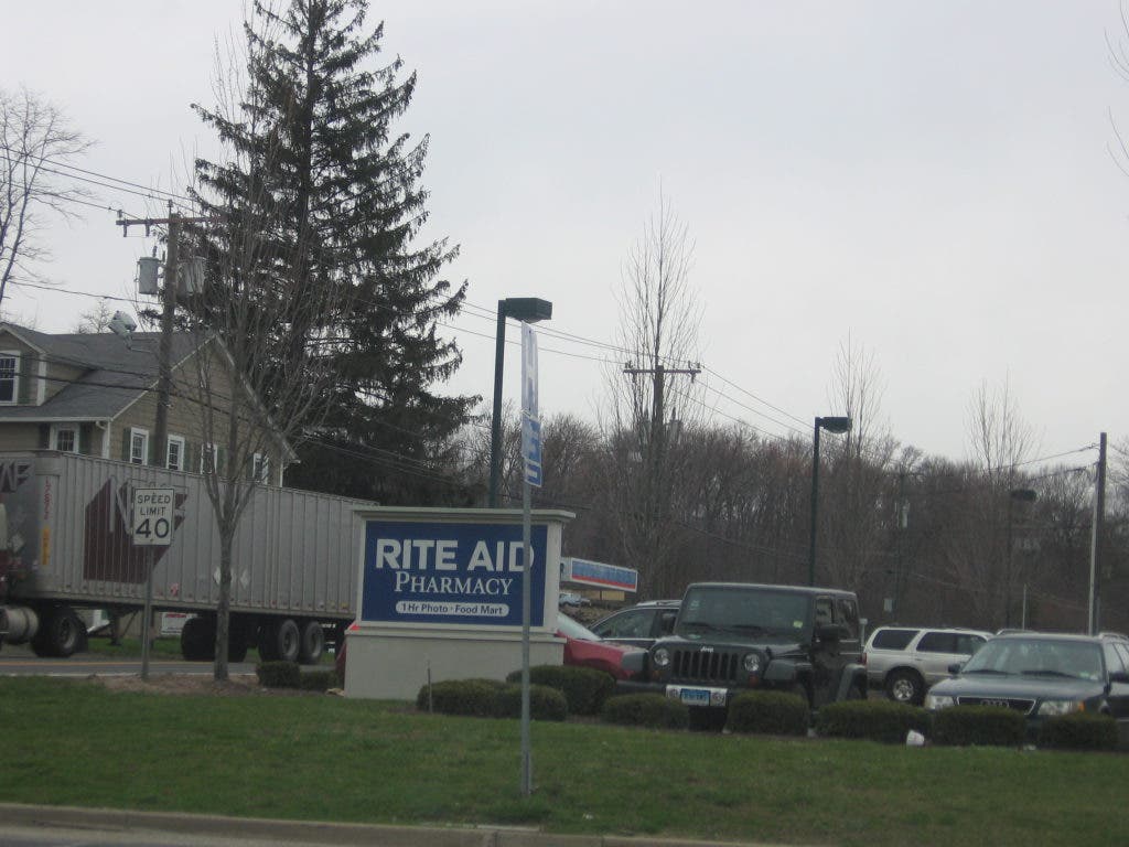 Rite Aid Shut Down Due to Fear Roof Will Collapse | Monroe, CT Patch