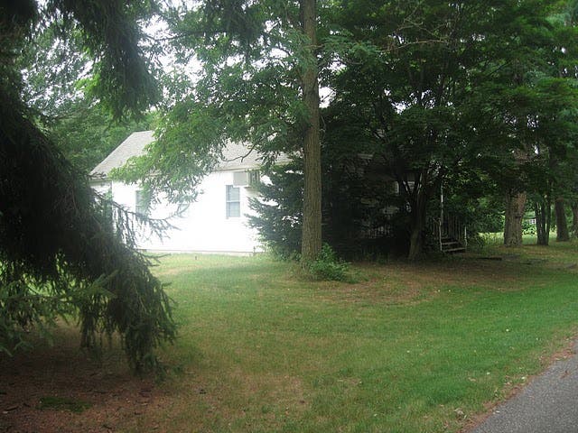 Photos: Carll Farm Visited by Residents | Commack, NY Patch
