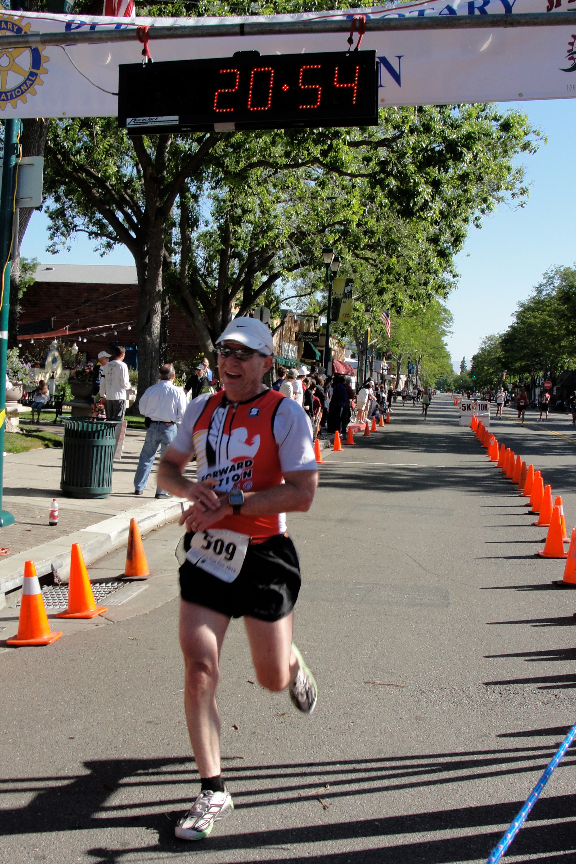 'Spirit Run' Draws More Than a Thousand to the Heart of Pleasanton ...