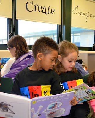 Ben Carson Reading Rooms Arrive at Sward and Kolmar Schools | Oak Lawn ...