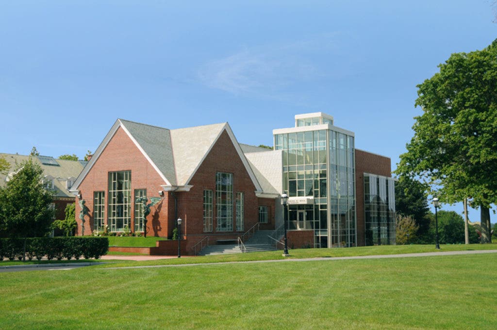 St. George's School Library Earns Gold LEED Certification | Middletown ...