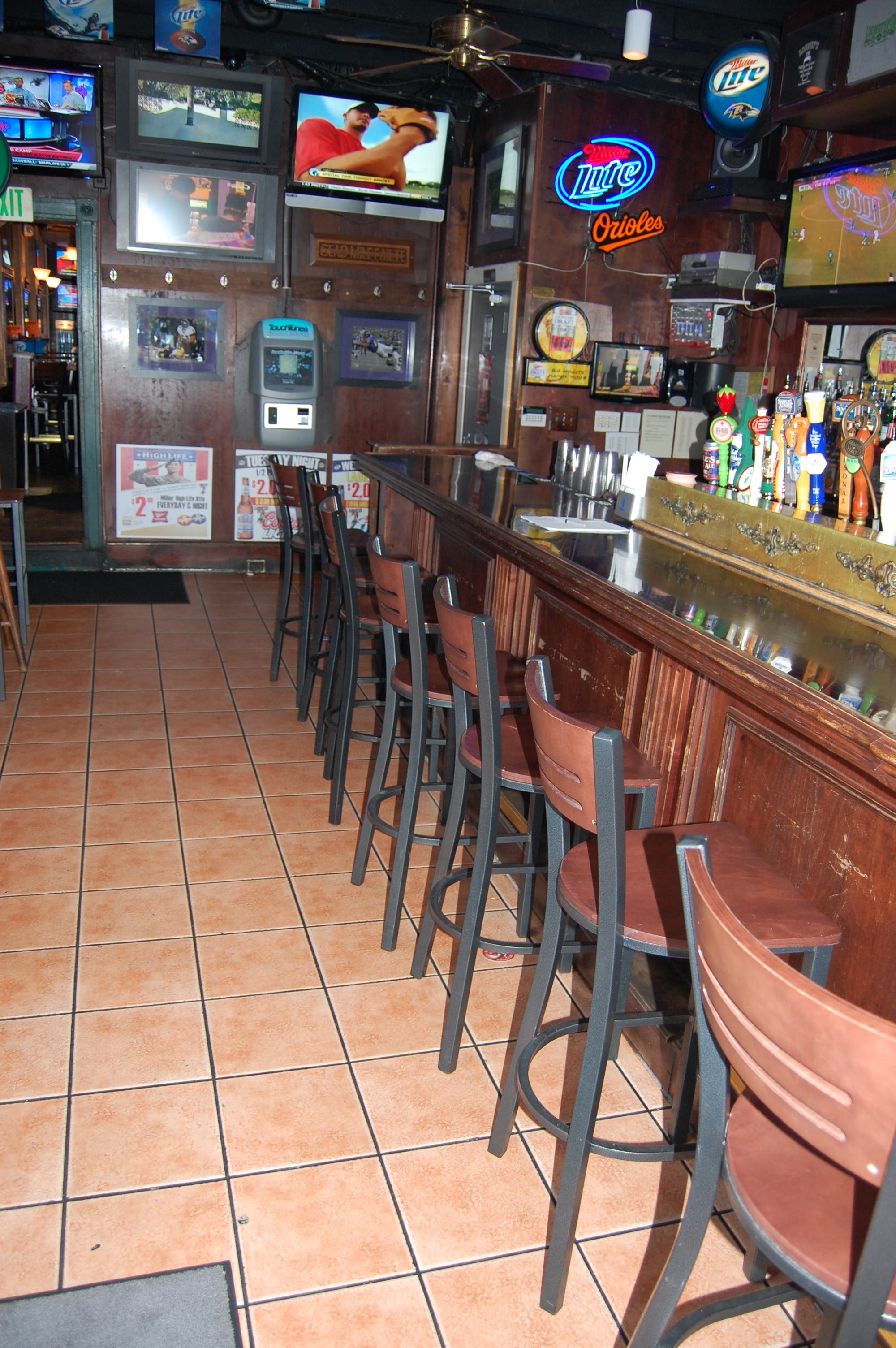 Looney's Pub Expects to Open by Mid-September | College Park, MD Patch