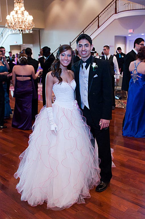 PHOTO GALLERY: Romeoville High School Prom 2011 | Romeoville, IL Patch