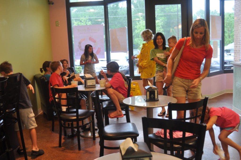 Lickity SplitZ Premium Frozen Yogurt Bar Opens in Grayson | Loganville ...
