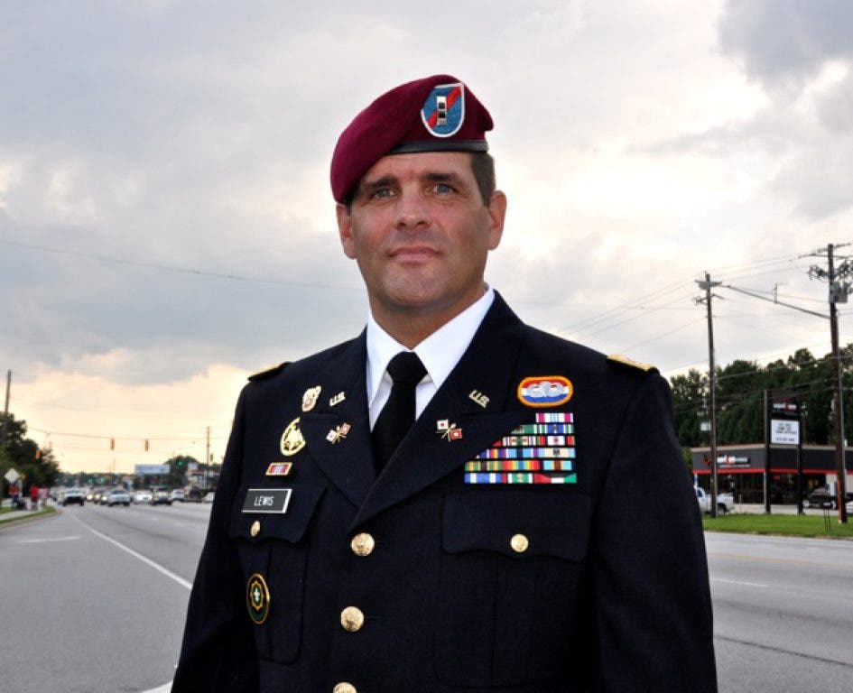 Loganville Turns Out to Honor Maj. Walter David Gray | Loganville, GA Patch
