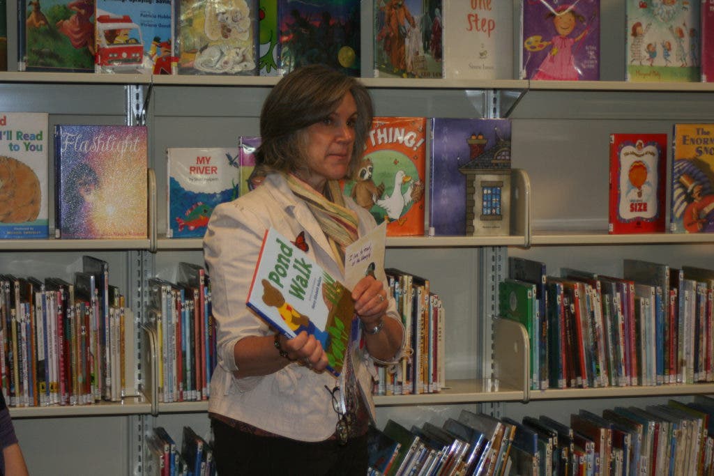 Kindergarteners Meet with Local Author Nancy Elizabeth Wallace | North ...
