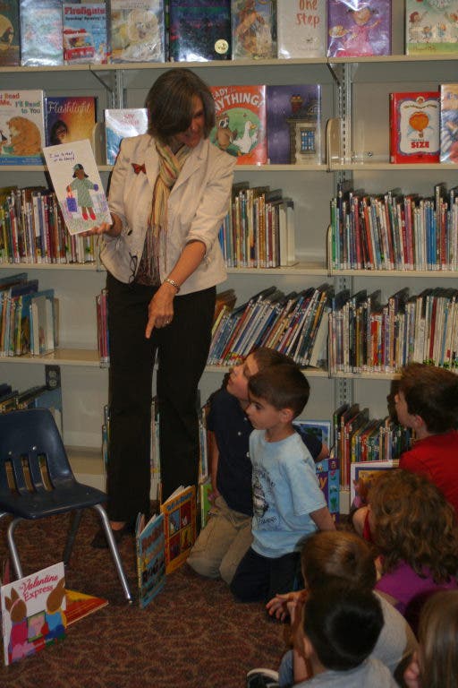 Kindergarteners Meet with Local Author Nancy Elizabeth Wallace | North ...