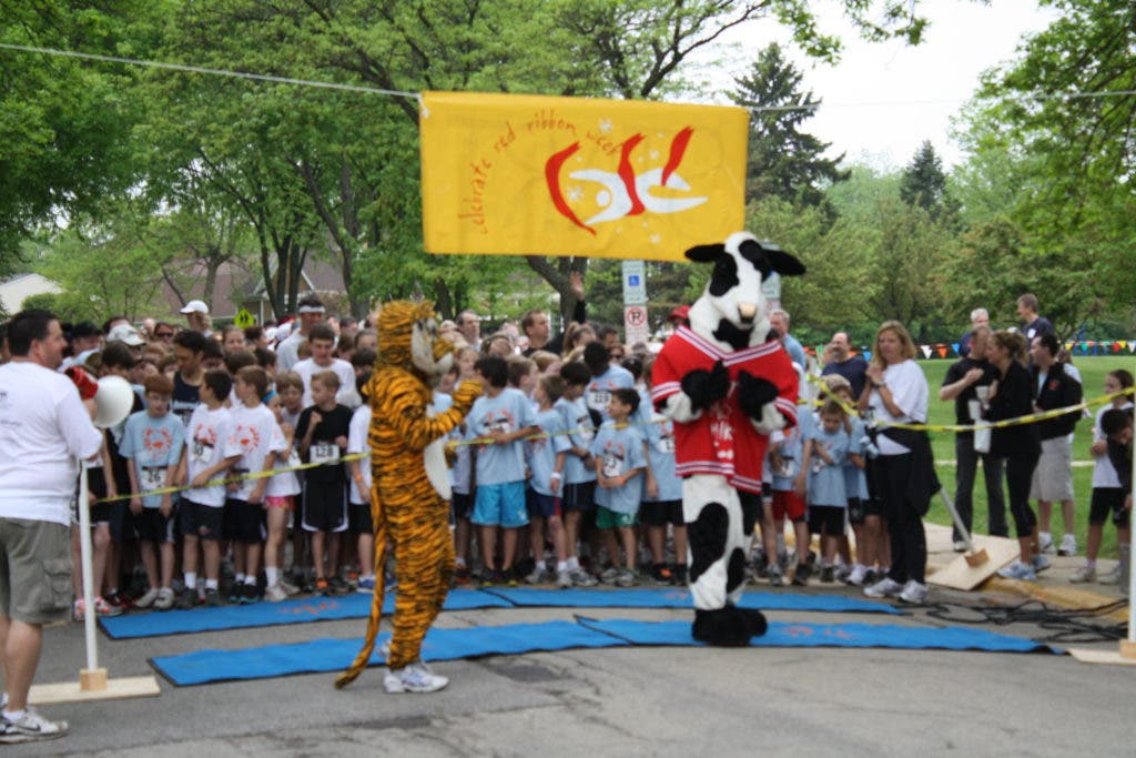 Tiger Trot 5K Race & 1-Mile Fun Run/Walk | Wheaton, IL Patch