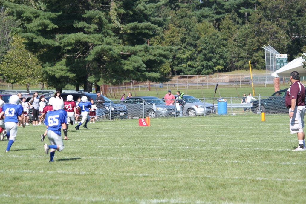 Tewksbury Youth Football Kicks Off Its 2011 Season | Tewksbury, MA Patch
