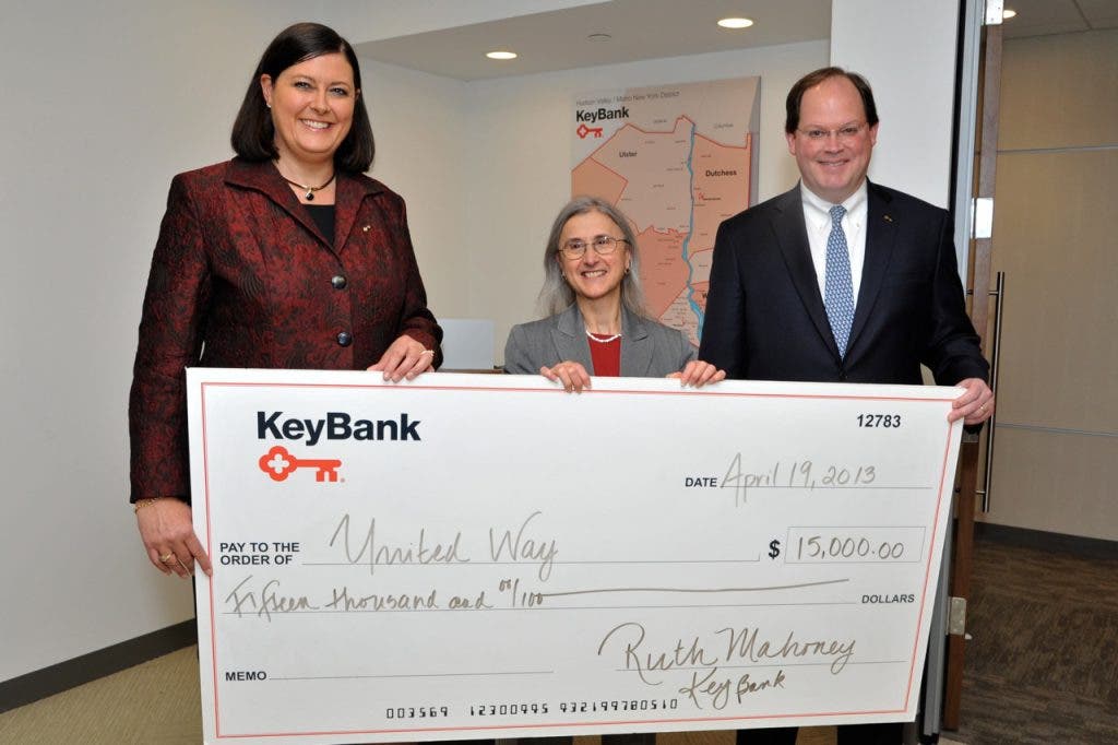 KeyBank celebrates opening of new district headquarters office with ...