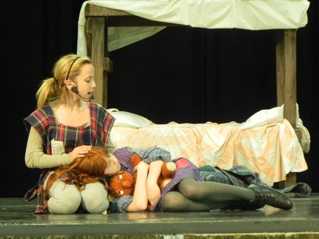 Monroe Middle School Presents 'Annie' | Wheaton, IL Patch