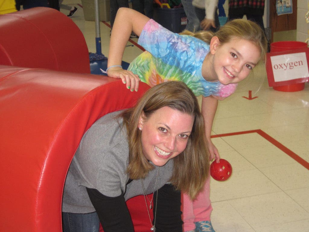 PHOTOS: Longfellow Students Learn Heart Health, Donate 516 Pounds of ...