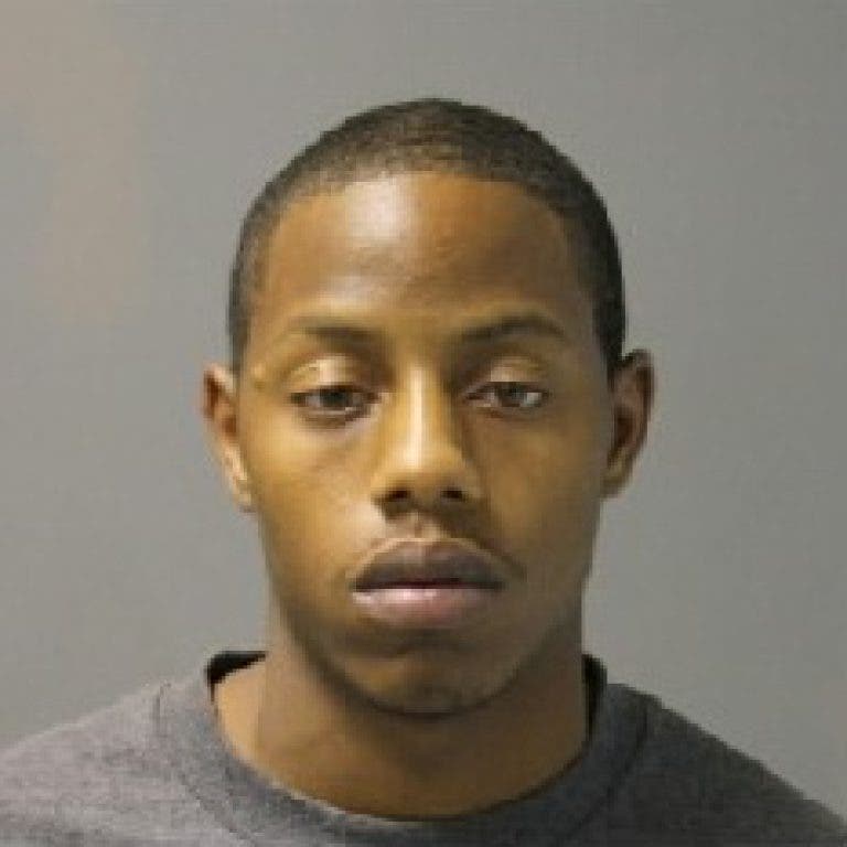 Courtwatch: Chicago Man Indicted in Elmhurst Shell Station Holdup ...