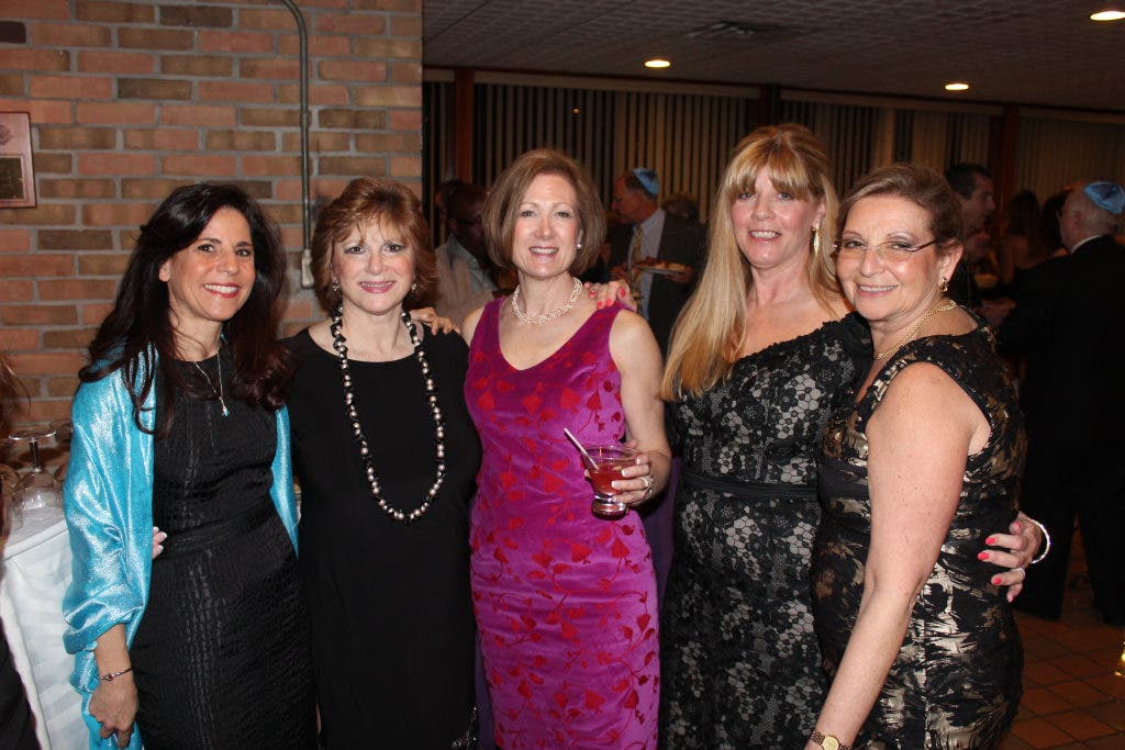 Congregation B'nai Israel pays Tribute to Beloved Cantor Marla Barugel ...