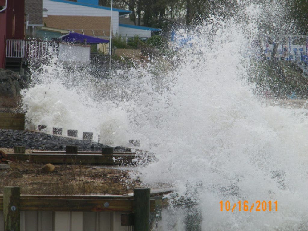 Hashamomuck Cove Resident Calls for Faster Action Near Narrow Roadway ...