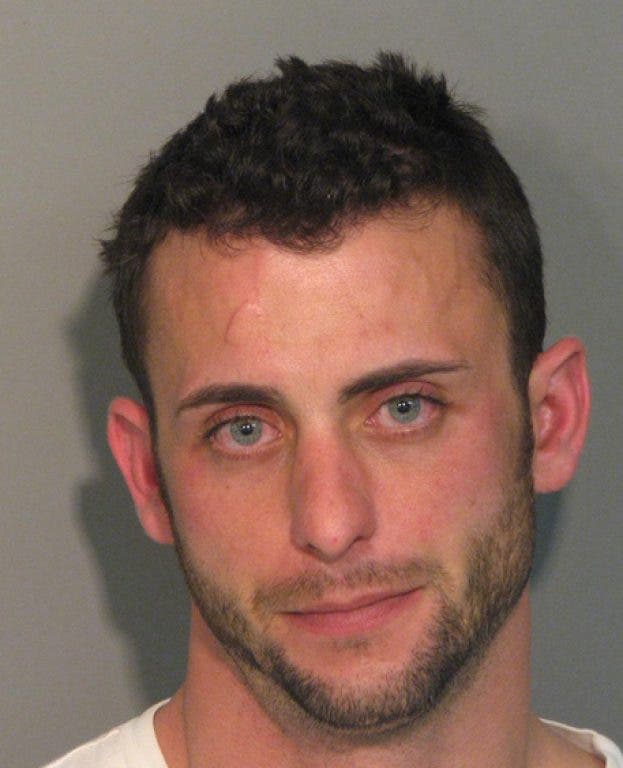 Tennessee Fugitive Arrested at Holiday Inn Express | Hauppauge, NY Patch