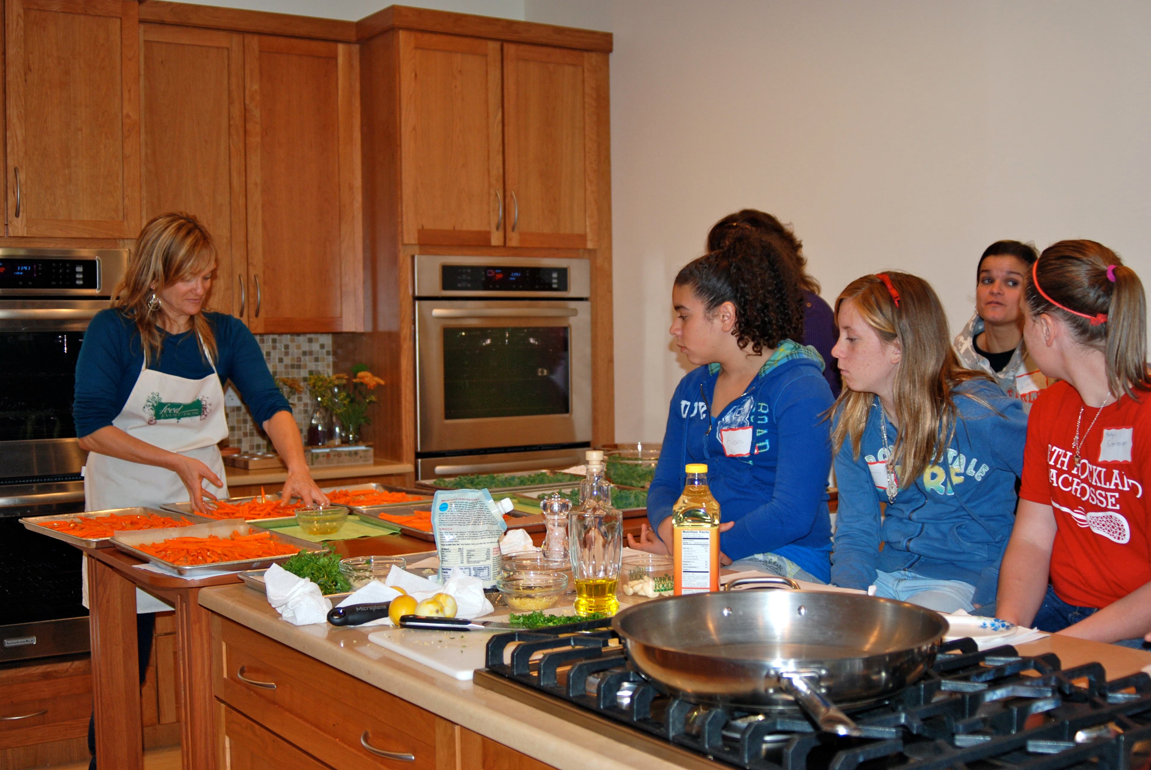Class Field Trip Introduces Students To New Healthy Foods | Nanuet, NY ...