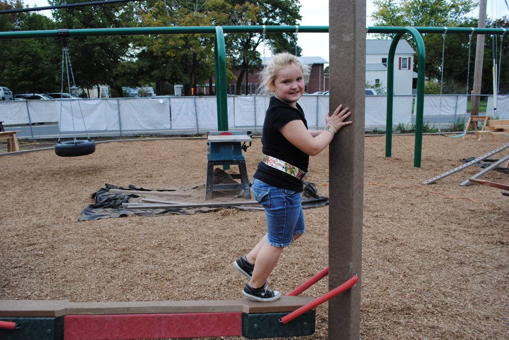 Highview Playground Build: Day 7 | Nanuet, NY Patch