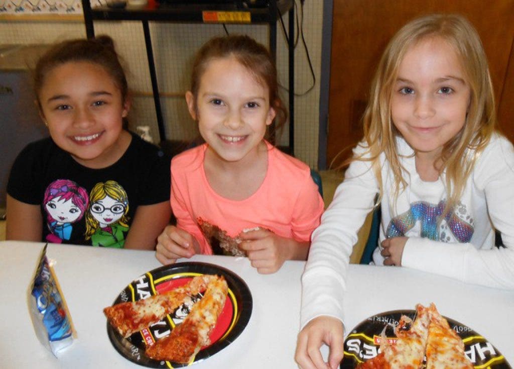 Gotsch Students Enjoy Pizza With Principals | Affton, MO Patch