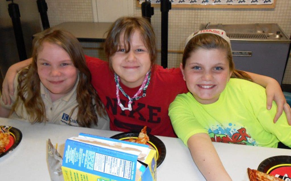 Gotsch Students Enjoy Pizza With Principals | Affton, MO Patch